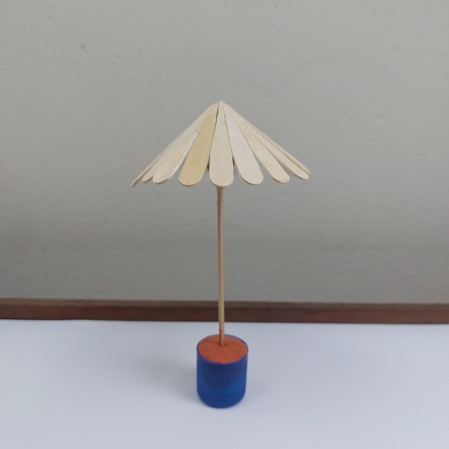 3 Fun and Easy Miniature Umbrella Tutorials From Household Scraps