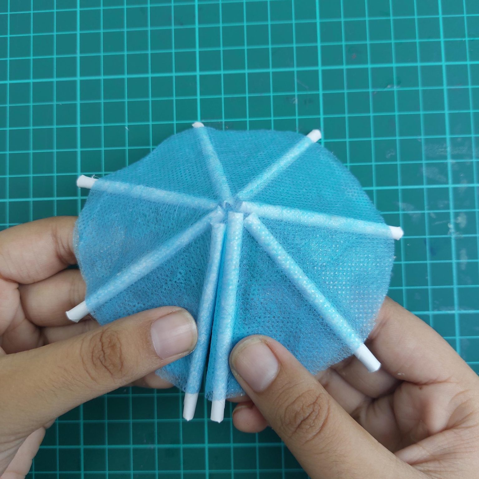 3 Fun and Easy Miniature Umbrella Tutorials From Household Scraps