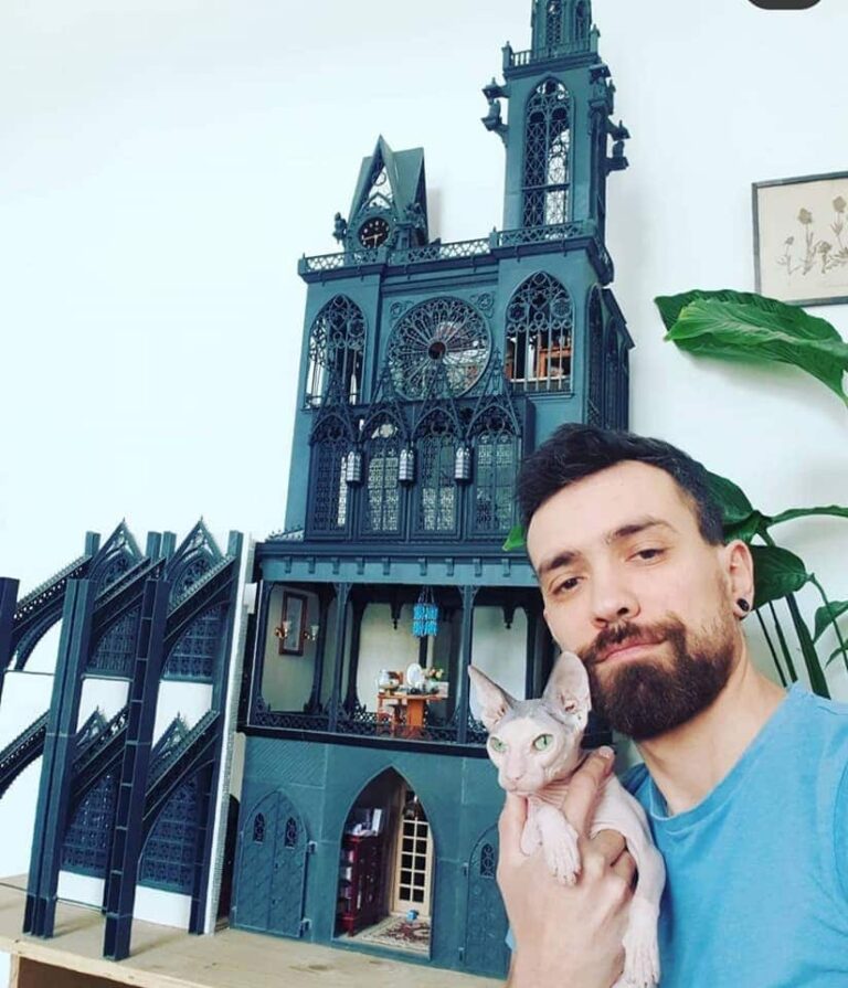 Gothic Dollhouses And Gothic Dollhouse Furniture Are Quite Trendy!