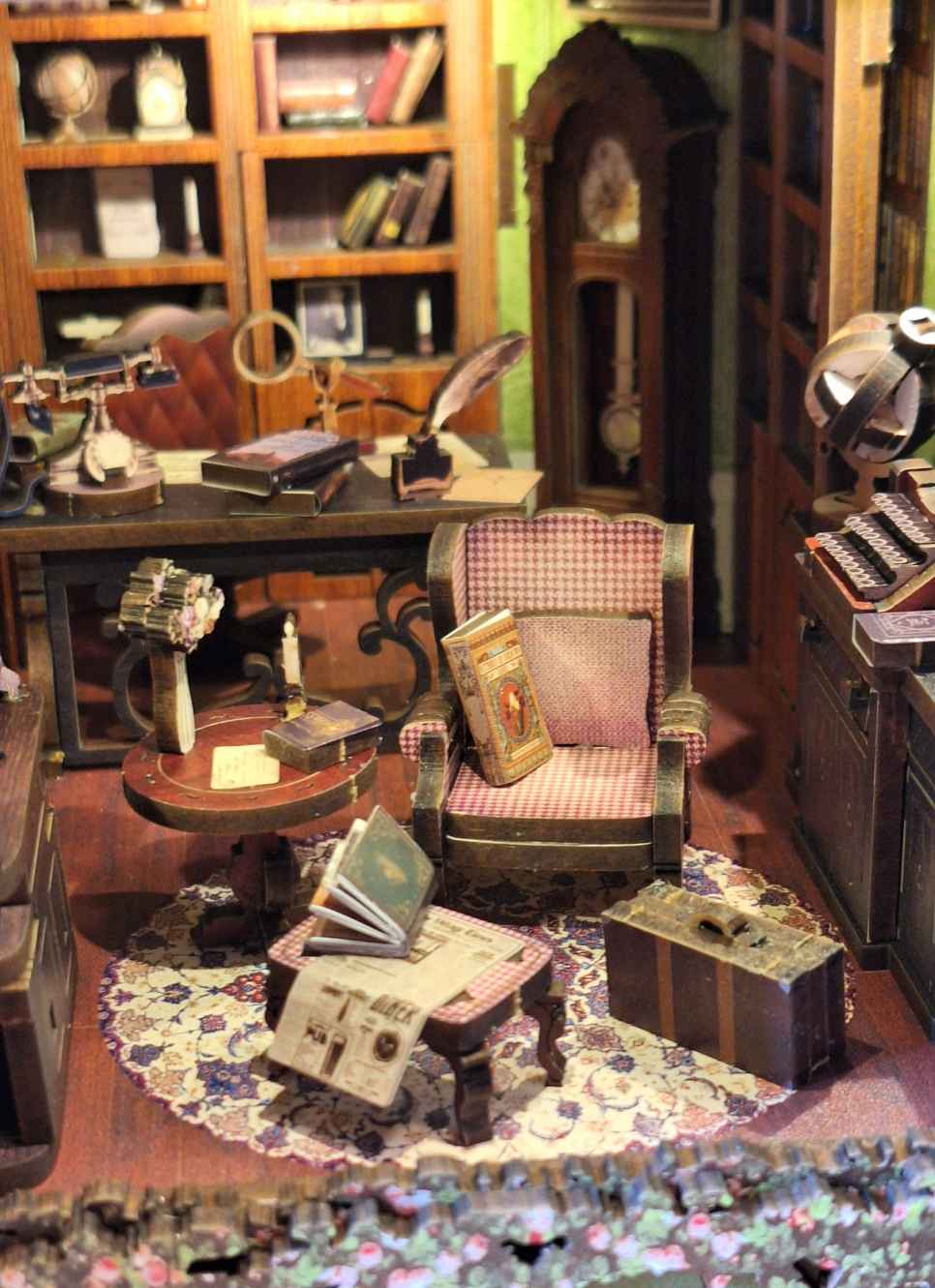 Mini Mysteries: Cutebee's Rose Detective Agency Book Nook Solves It All ...