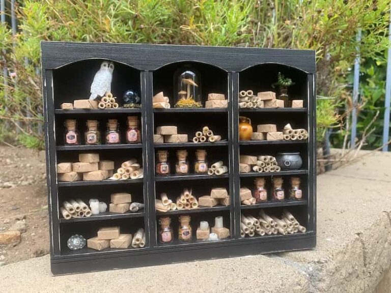 Gothic Dollhouses And Gothic Dollhouse Furniture Are Quite Trendy!