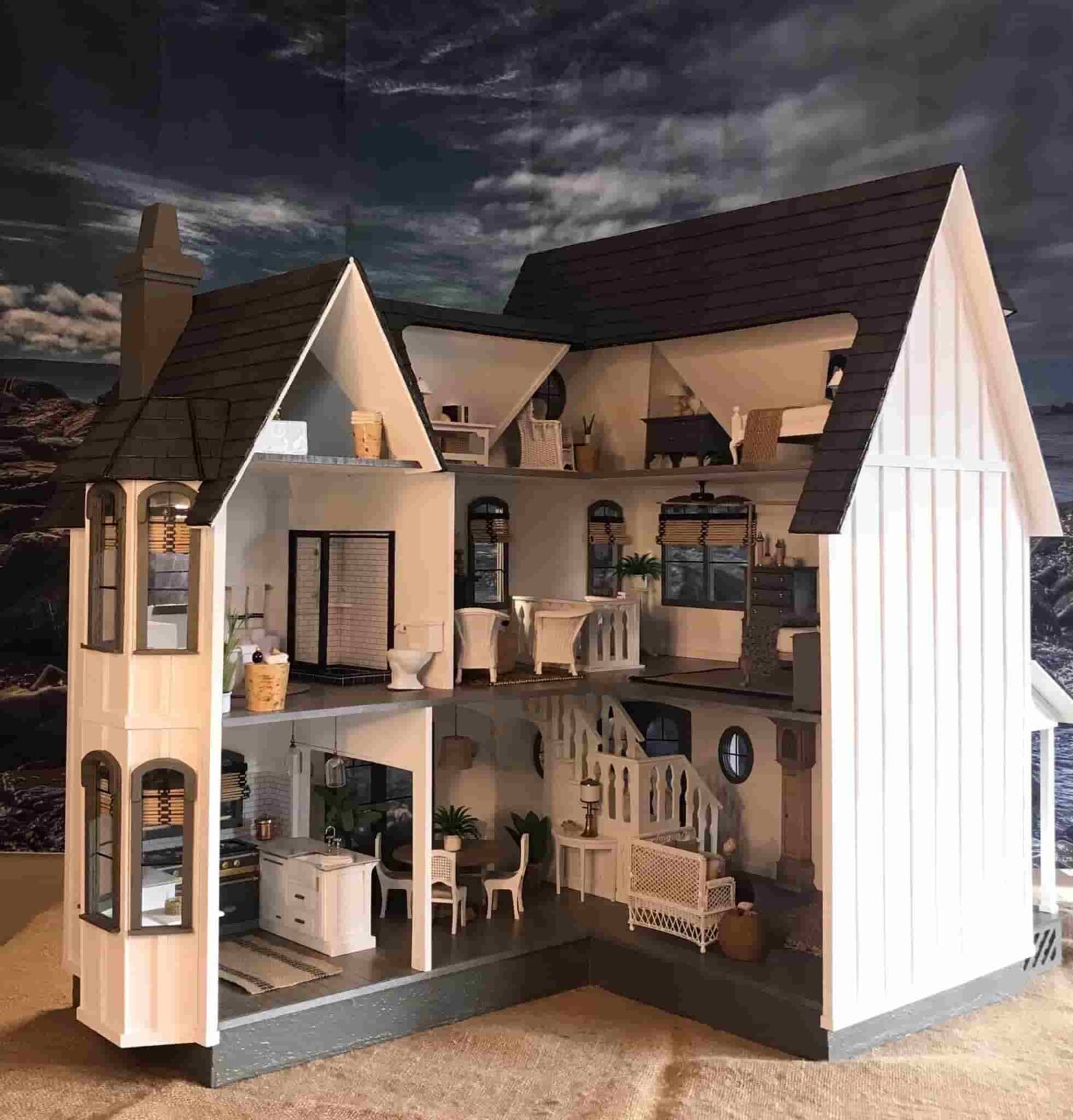 Greenleaf Dollhouse Kits - A Review And Insights - Welcome To My World Of Dollhouses And Miniatures!