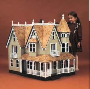 Those Pretty Greenleaf Doll House Kits - What Are They All About?