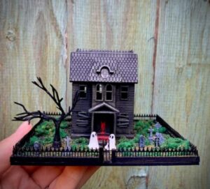 The 9 Best Halloween Haunted House Model Kits - 9 Reviews!