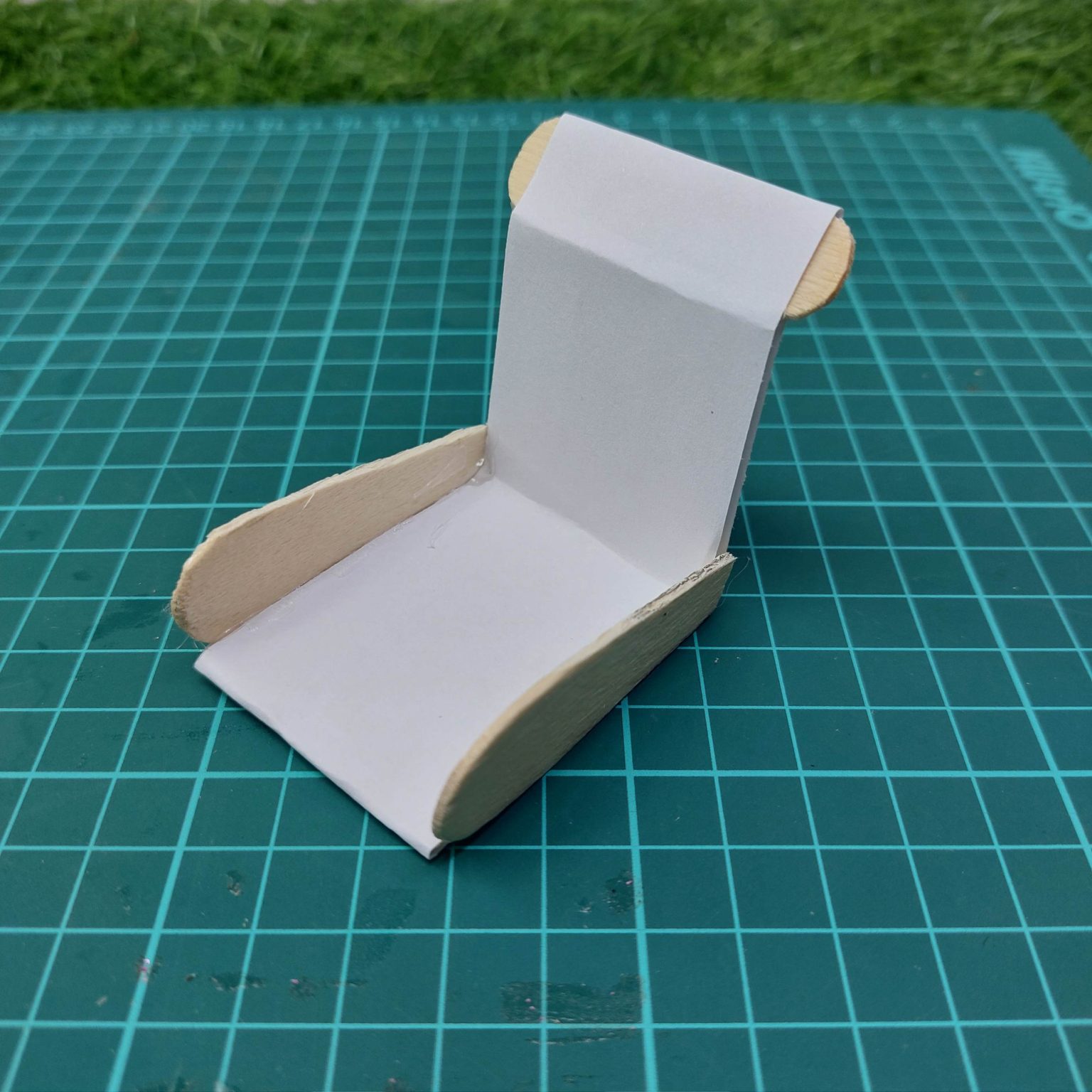 DIY Dollhouse Swing Chair Tutorial Using Popsicle Sticks