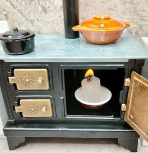 Real Working Miniature Stoves: A World of Tiny Culinary Delights!