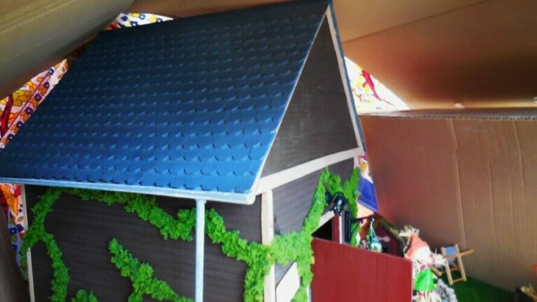 5 Best DIY Dollhouse Roof Ideas - Another Tutorial